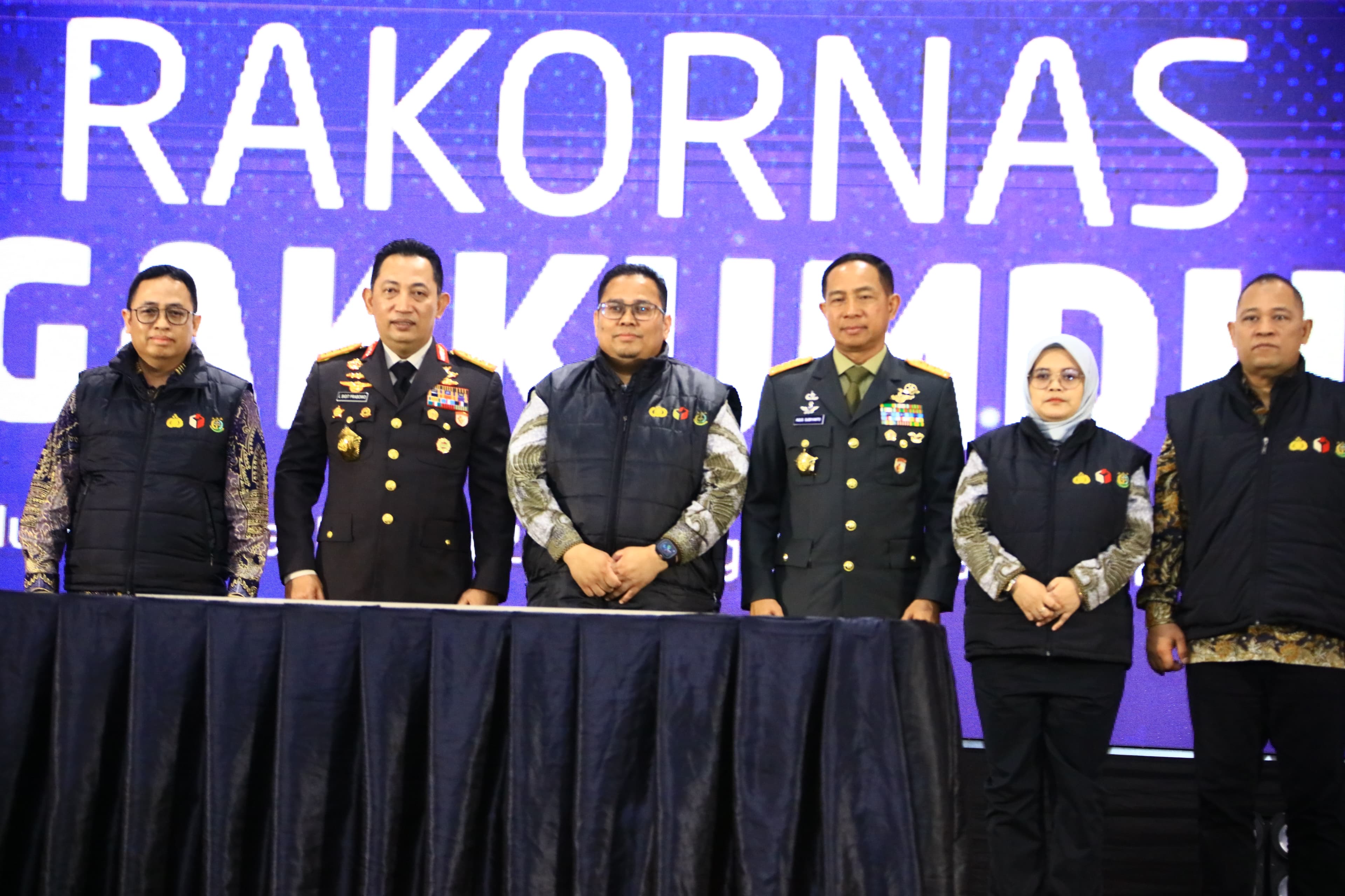 Kapolri Dan Panglima Tni Deklarasi Komitmen Netralitas Di Pemilu 2024 Kapolri Dan Panglima Tni Deklarasi Komitmen Netralitas Di Pemilu 2024