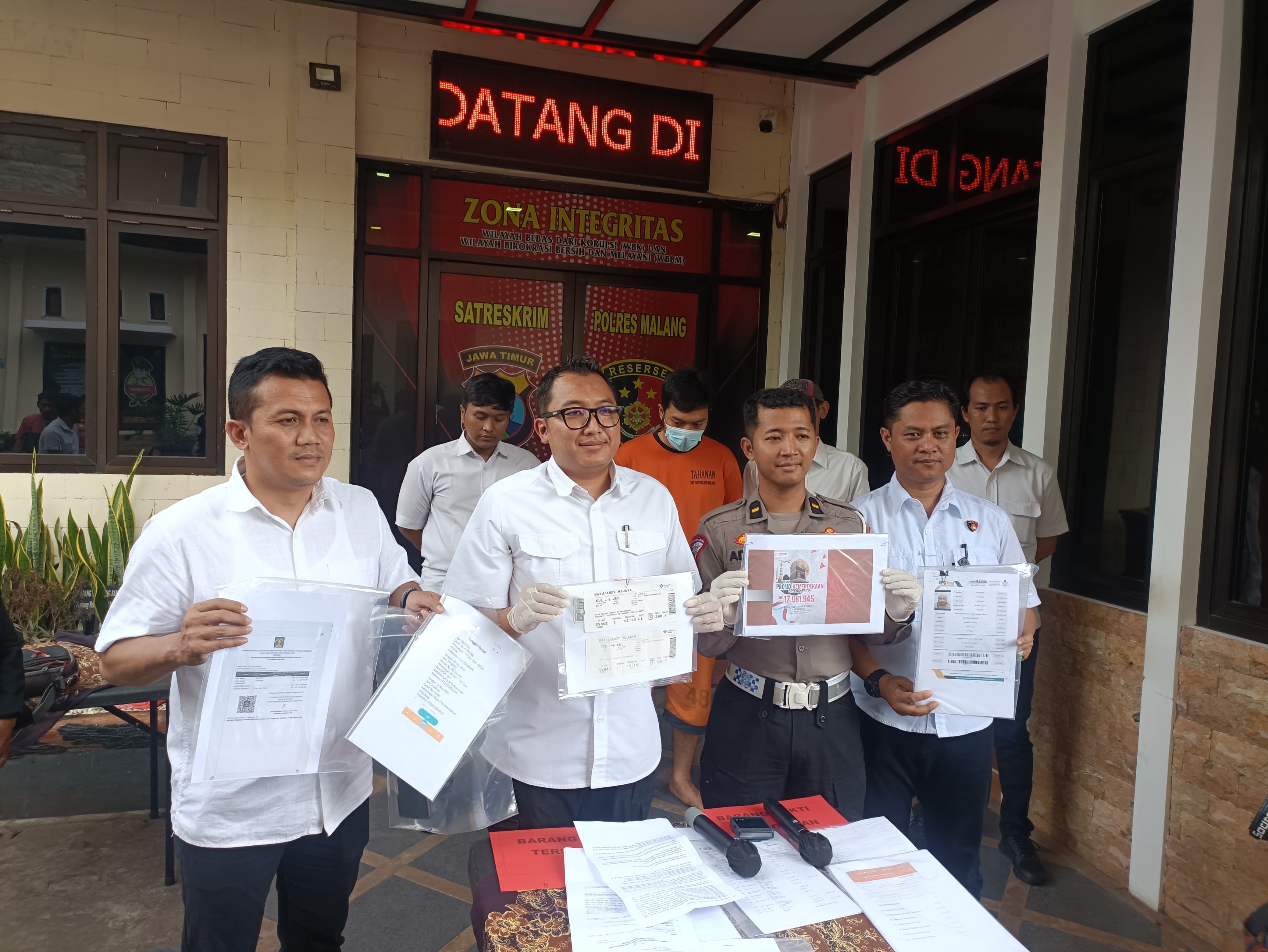 Rugikan Korban Hingga Rp 1 9 M Kasus Penipuan Umrah Malang Berhasil