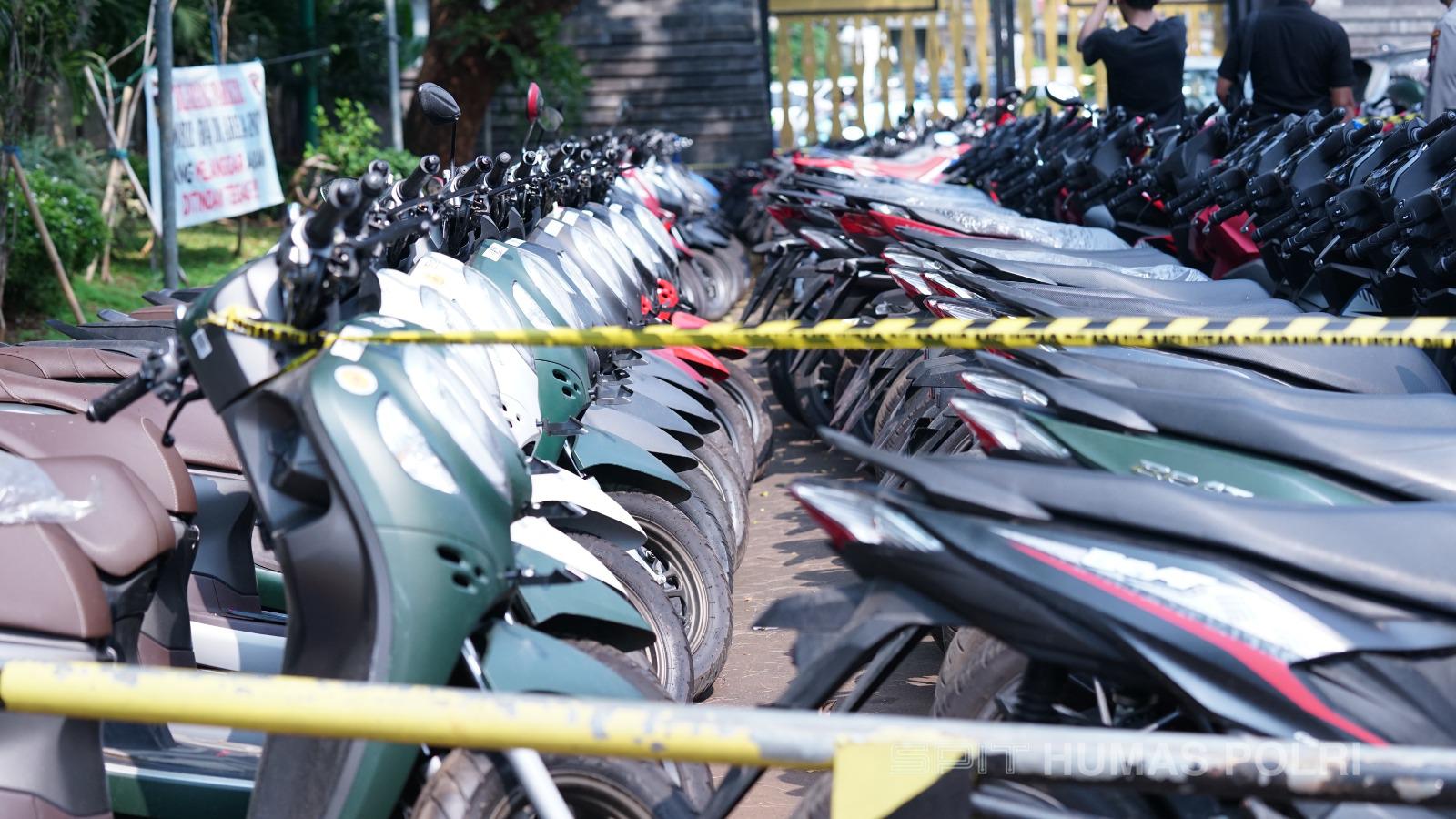 Polda Metro Jaya bersama Puspomad Ungkap Sindikat Penadah Curanmor, Ada ... Polda Metro Jaya bersama Puspomad Ungkap Sindikat Penadah Curanmor, Ada ...