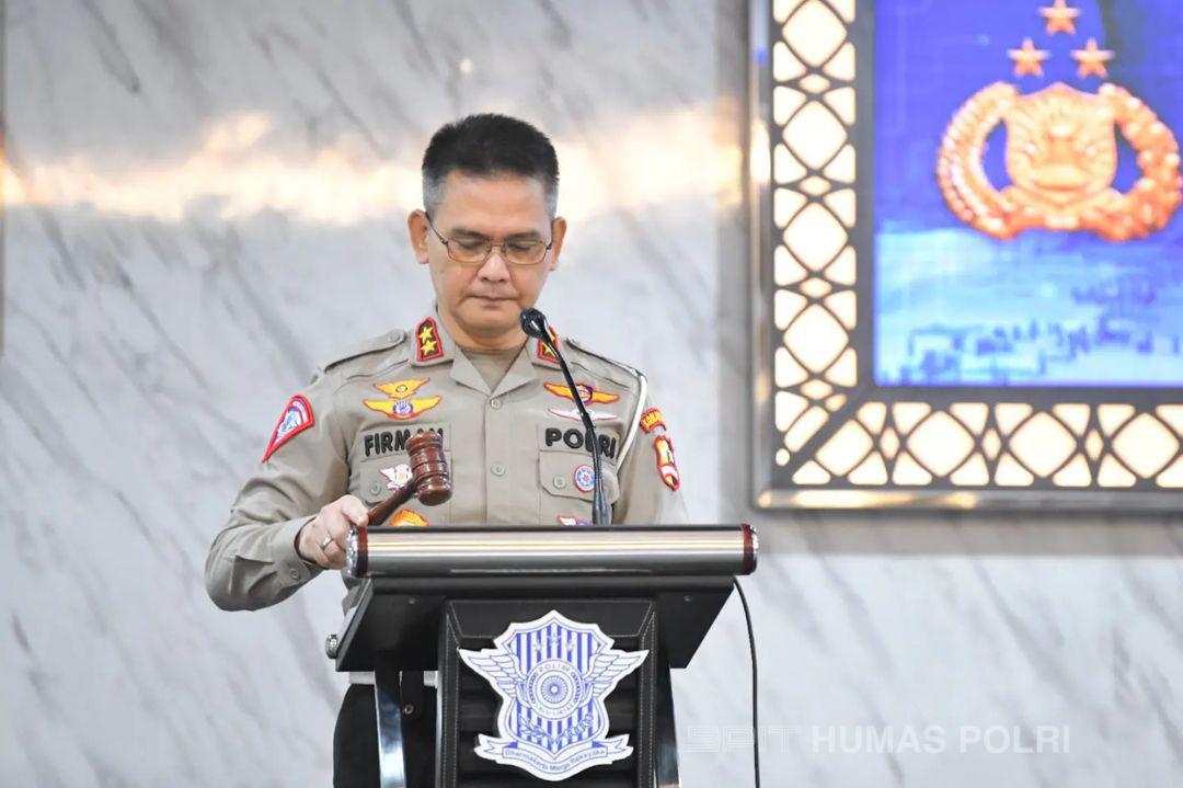 Amankan Arus Mudik 2023, Polri Gelar Tactical Floor Game. Amankan Arus Mudik 2023, Polri Gelar Tactical Floor Game.